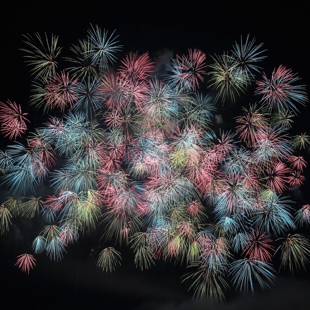 Wallpaper Weekends: Independence Day Fireworks for the iPad, iPhone ...