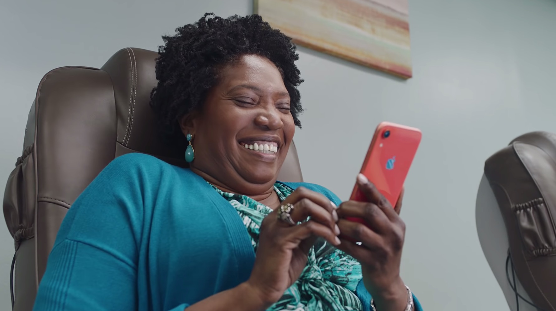 Apple's New Privacy-Focused Ad Highlights iMessage's End-to-End Encryption