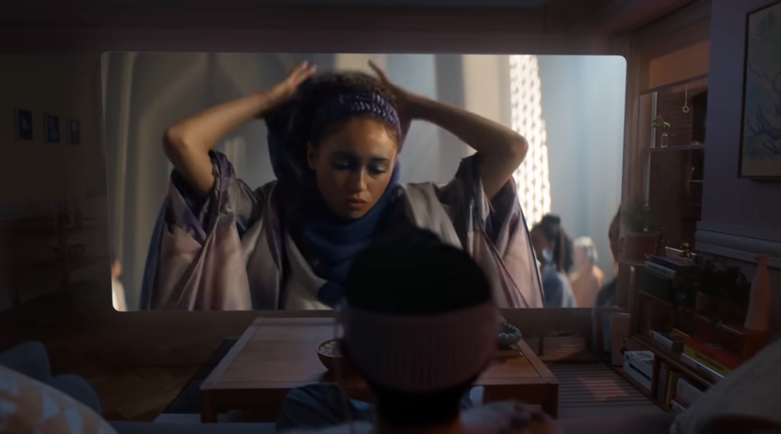 Spatial Games and Over 150 3D Movies Available at Launch for Apple ...